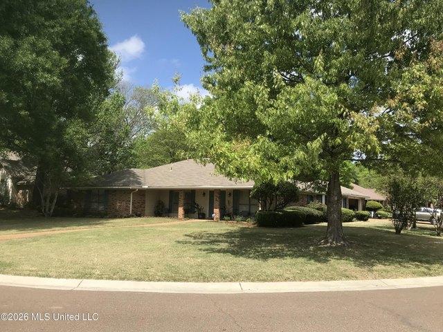 107 Westlake Dr, Brandon, MS 39047