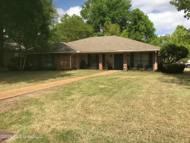 107 Westlake Drive
