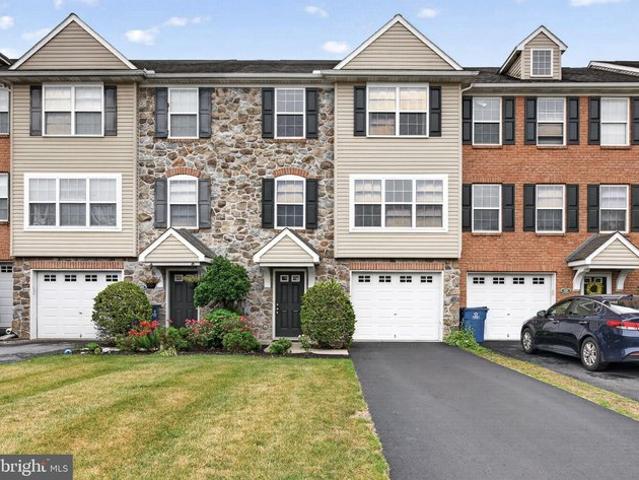 107 Westpoint Dr, Carlisle, PA 17013