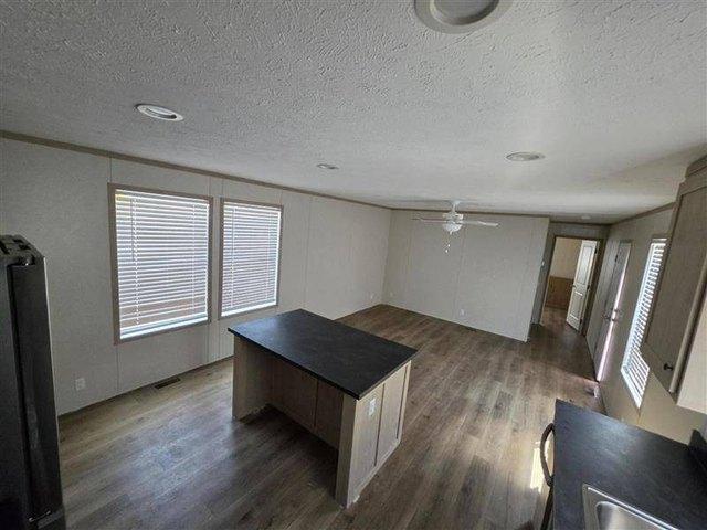 107 Willow Oak Dr, Morton, IL 61550