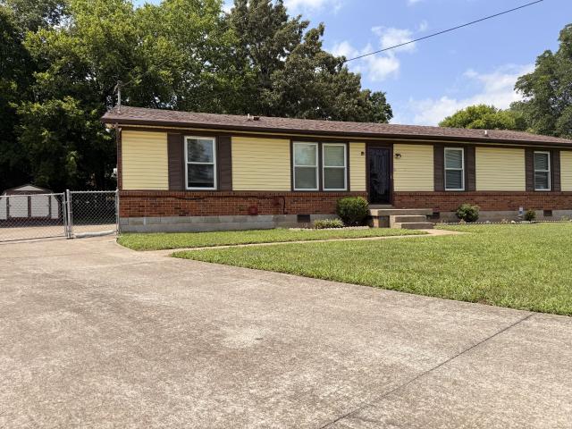 107 Winston Ct