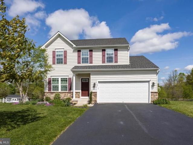 107 Wrenfield Ln, Gilbertsville, PA 19525