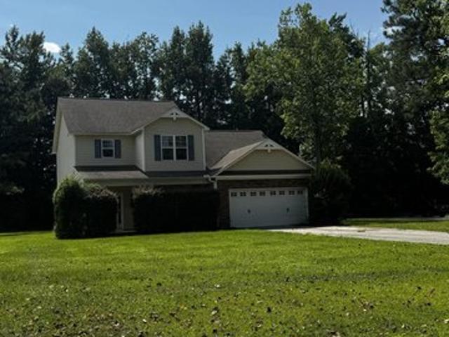 107 Wynstone Dr, Jacksonville, NC 28540