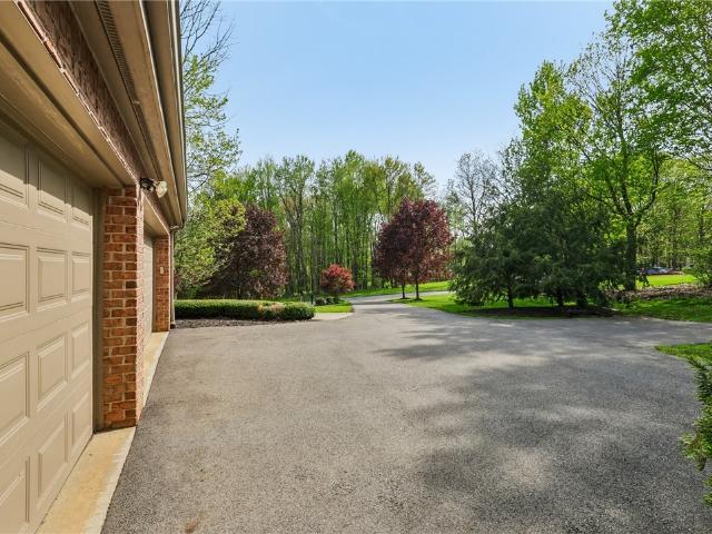 107 Timberlee Dr