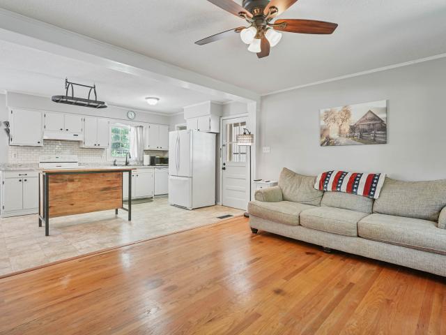 107 Twain Drive