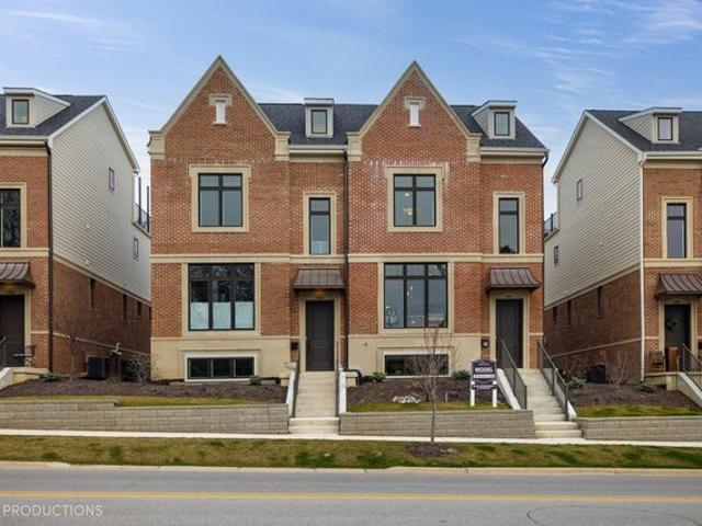107 Valparaiso St, Valparaiso, IN 46383