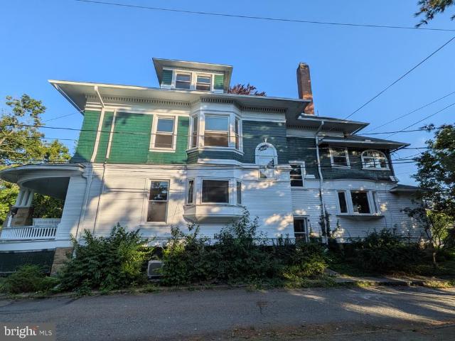107 York Avenue