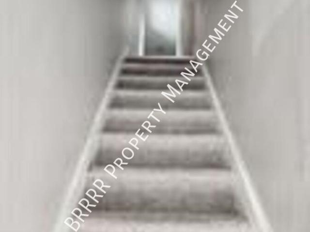 107R W Mill St, 3 beds, 1 full bath