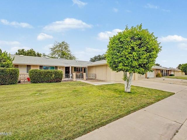 10840 W Caron Dr, Sun City, AZ 85351