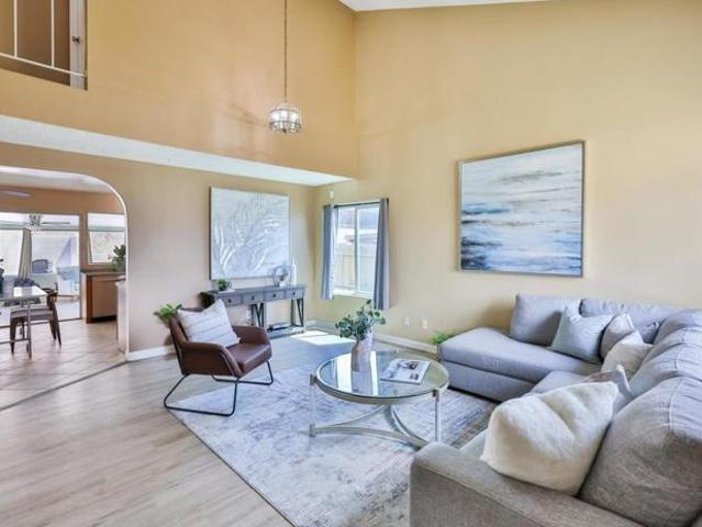 10847 Buggywhip Dr, Spring Valley, CA 91977