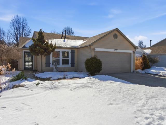 10847 Firefly Cir, Indianapolis, IN 46259 | MLS #22083 | Compass