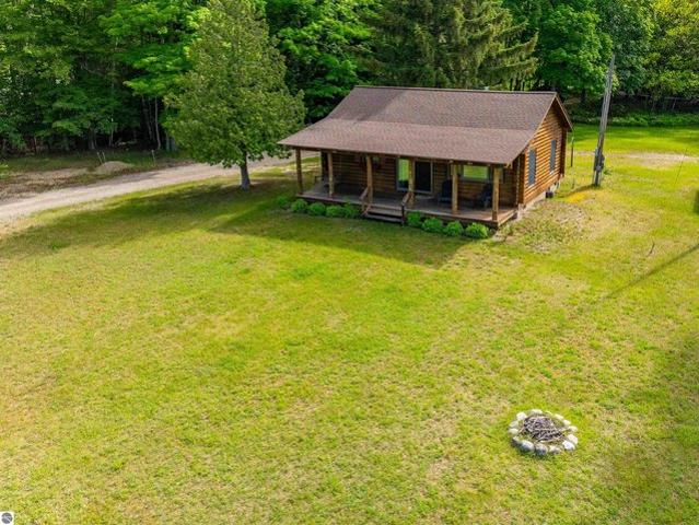 10844 Torch Light Ln Unit 4, Central Lake, MI 49622
