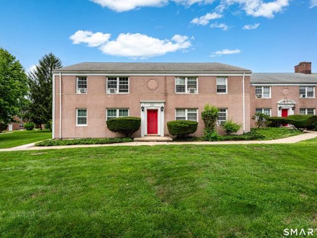 1084 E Main St Apt 1, Stamford, CT 06902