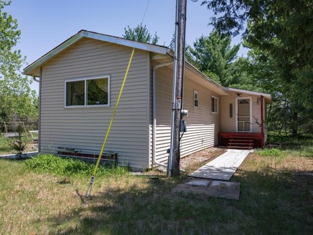 1084 Edgewood Dr, Adams, WI 53910