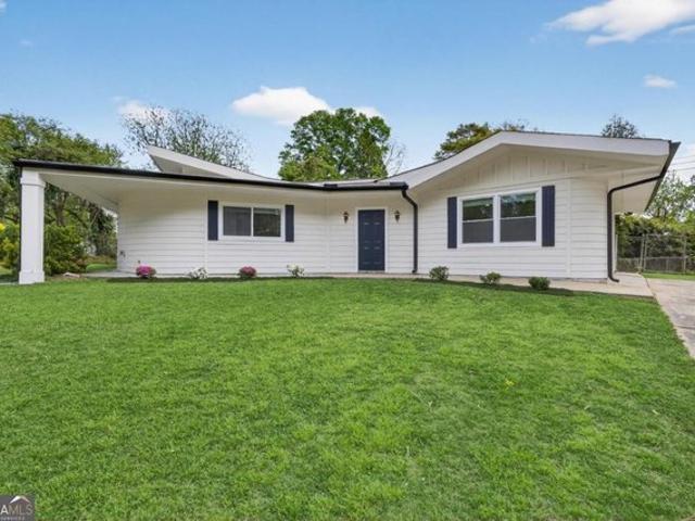 1084 Redwood Dr, Norcross, GA 30093