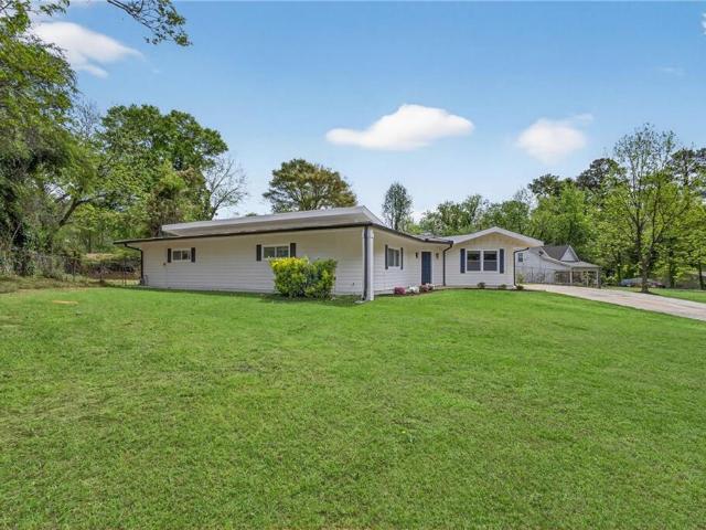 1084 Redwood Dr, Norcross, GA 30093 | MLS #7747 | Compass