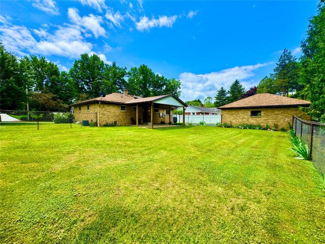 1084 woodmont drive