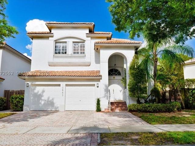10853 NW 71st St, Doral, FL 33178