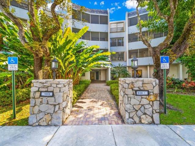 10850 Kendall Dr N #407, Miami, FL 33176