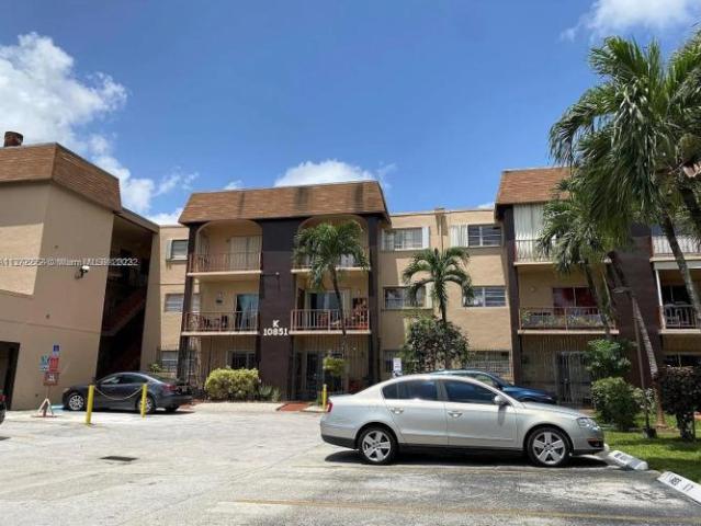 10851 2nd St SW #K216, Sweetwater, FL 33174