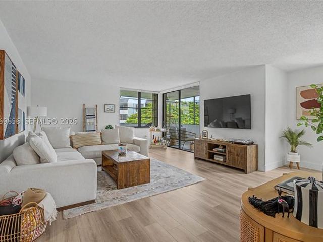 10852 N Kendall Dr Unit 314, Miami, FL 33176