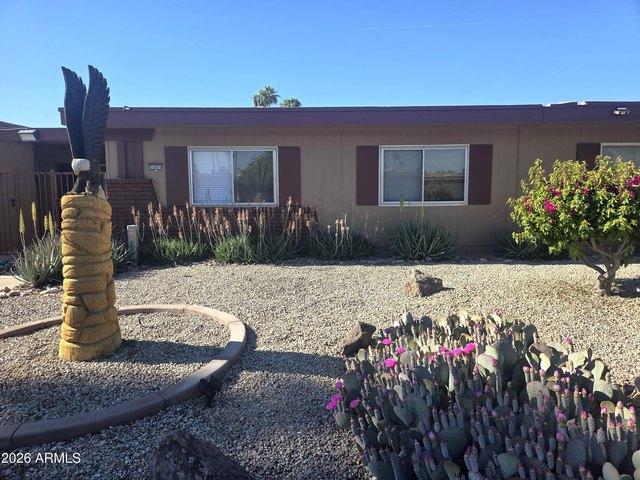 10855 W Buccaneer Dr, Sun City, AZ 85351