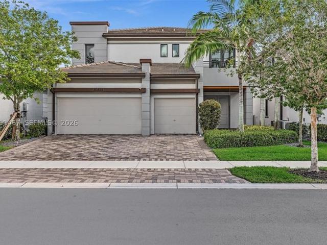 10855 Pacifica Way, Parkland, FL 33076
