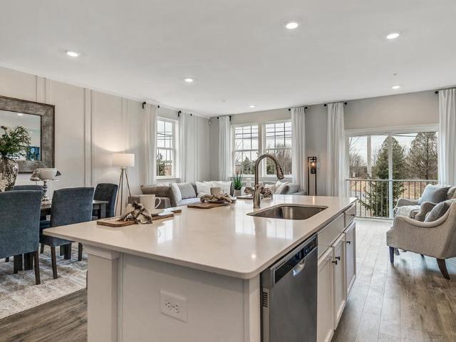 1085 Meadowlark Dr, Fogelsville, PA 18051 | MLS #PALH2014