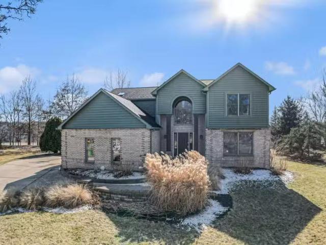 1085 Melrose Ct, Saline, MI 48176 MLS 25008001