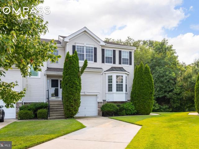 1085 Buckingham Dr, West Deptford, NJ