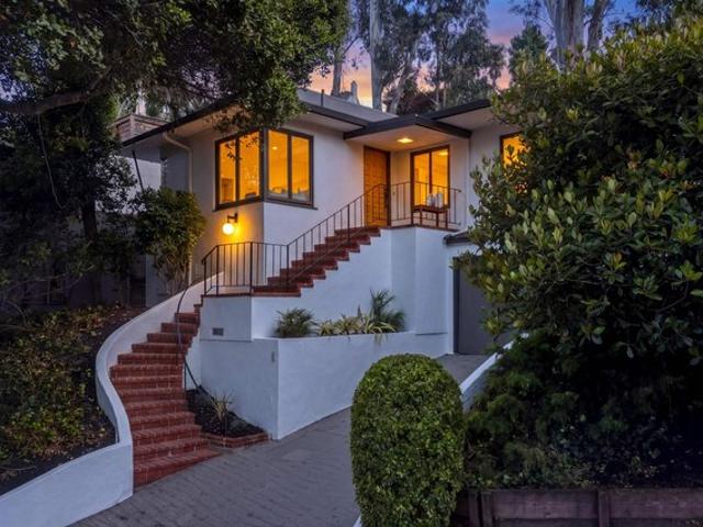 1085 Brookwood Rd, Oakland, CA 94610