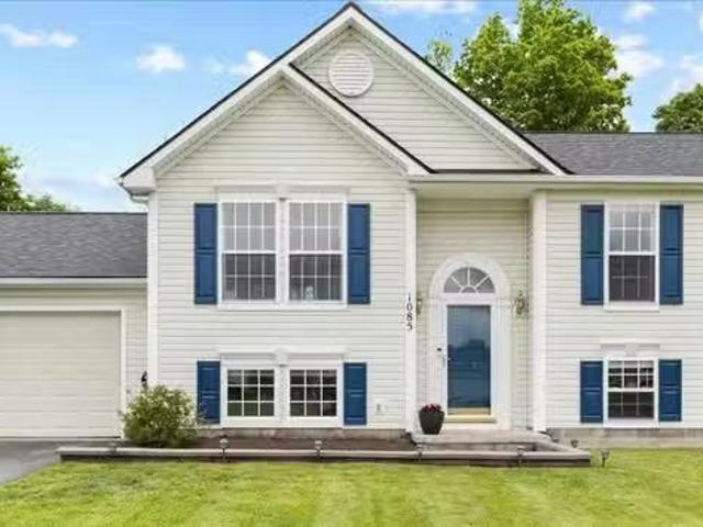 1085 FAWN WOOD DR, WEBSTER, NY 14580 Single Family Residence F.
