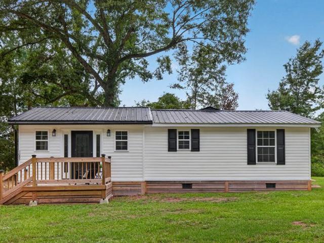 1085 Homestead Rd, Saint Stephen, SC 29479