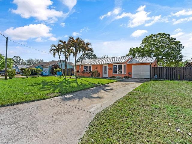 1085 24th Pl SW, Vero Beach, FL 32962 | MLS #F10551