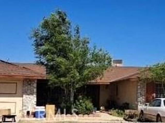 10863 Cochiti Rd, Apple Valley, CA 92308
