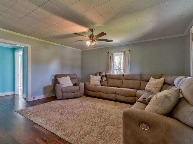 10863 Sweet Gum Road