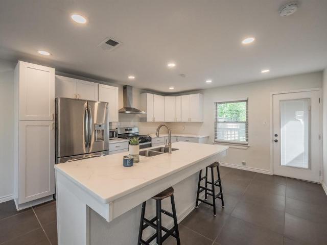 10866 Cassandra Way