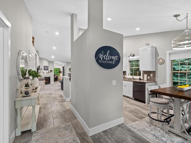 10868 Woodland Drive