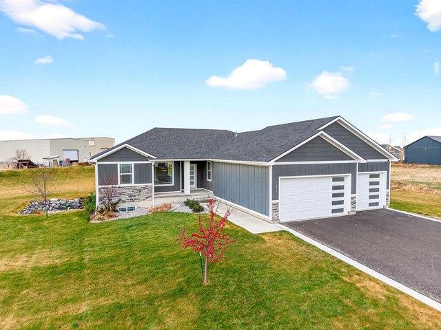 10869 N Cumberland Rd, Chubbuck, ID 83202