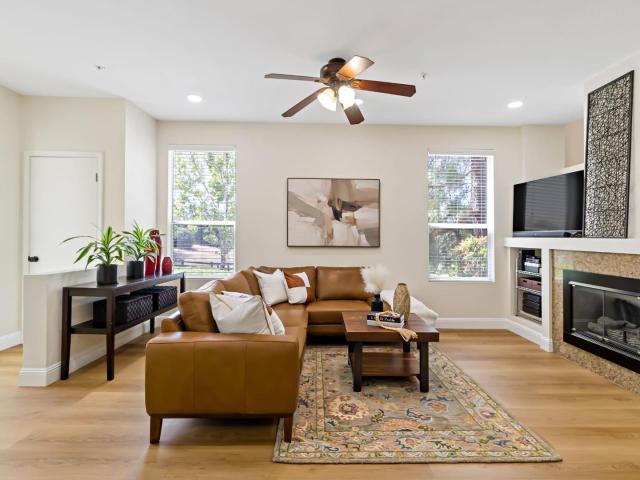 1086 Niguel Lane