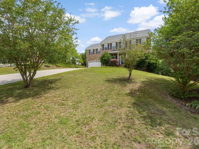 1086 Arrowhead Drive SE