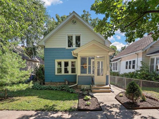 1086 Pleasant Ave, Saint Paul, MN 55102