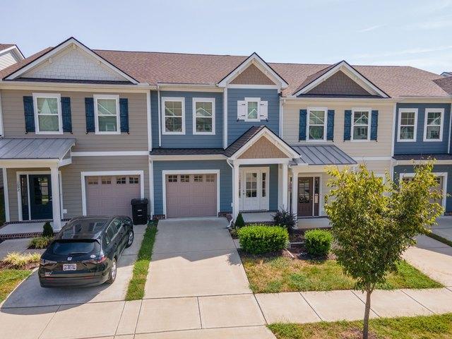 1086 Sweetleaf Dr, Franklin, TN 37064