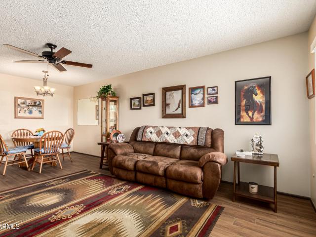 10870 W Santa Fe Dr, Sun City, AZ 85351 | MLS #6965