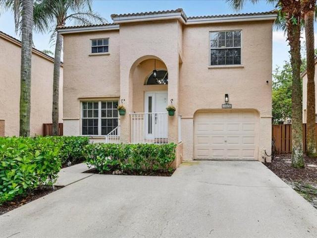 10870 NW 12th Dr, Plantation, FL 33322