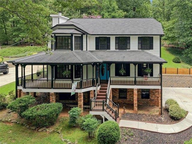 10870 Shallowford Rd, Roswell, GA 30075