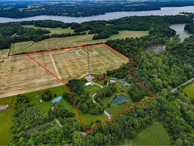 10871 Chestnut Rd, Hillsboro, OH 45133
