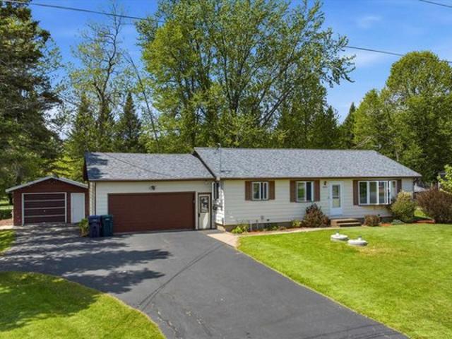 10871 S Washington Ave, Marshfield, WI 54449