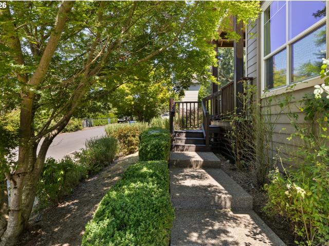 10872 se alyssa dr