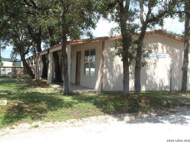 10877 Park Road 37, Unit 1